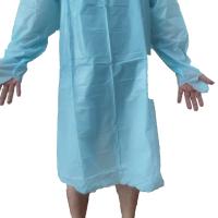 China Medical Individual Package Disposable Isolation Gown CPE Gown with Thumb Holes 10pcs/pack for sale