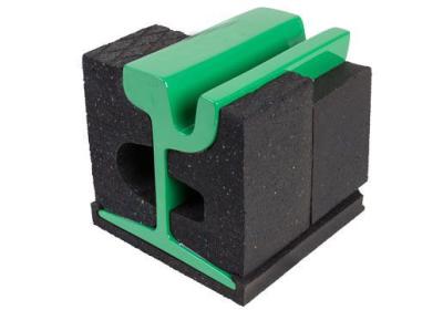 China Customized Rubber Rail 45mm/66mm Thickness Anti-Slip Bump Rail for Event Setup Stability for sale