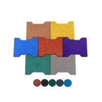 China 35mm SBR Rubber Interlocking Horse Stall Mats Anti-Slip Flooring 200x160mm for sale