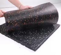 China EPDM Rubber Gym Flooring Tiles 500x500mm 1000x1000mm Shock Absorbing Sports Floor for sale