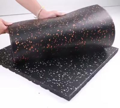 China EPDM Rubber Gym Flooring Tiles 500x500mm 1000x1000mm Shock Absorbing Sports Floor for sale