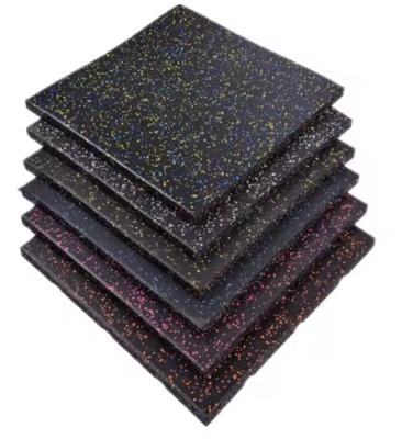 China EPDM Rubber Gym Flooring Tiles 500x500mm 1000x1000mm 15-50mm Thick SGS CE for sale