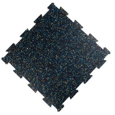China Recycled Rubber Interlocking Mats 40mm Shock-Absorbing Sports Tiles Customizable for sale