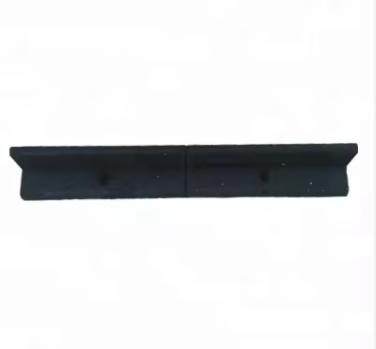 China Recycled Rubber Landscape Edging 1200x100mm with -40°C to 100°C Temperature Resistance and Custom Colors for sale