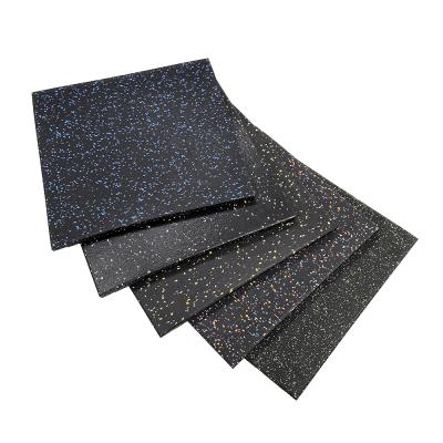 China Commercial Gym Rubber Flooring Tiles 15-50mm Thick EPDM SBR -40°C to 100°C for sale