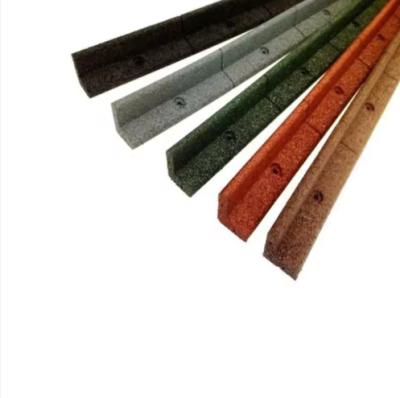 China Recycled Rubber Landscape Edging 1200x100mm 60-70 ShoreA Weather Resistant Durable Garden Border for sale