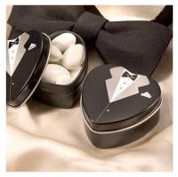 China Creative Custom Promotional Packaging Wedding Gift Tin Containers With Lids for sale