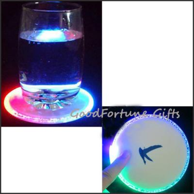 China Customed round pp led light waterproof plastic led coaster for party wedding bar for sale