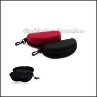 China Custom Eco Black EVA Sunglass Eyeglass Case 17x7.5x6.5cm with Carabiner for sale