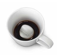 China Custom Kids Shark Shape Ceramic Coffee Mug 11 oz Leak Proof Novelty Cup for sale