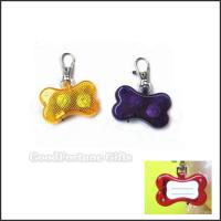 China Customizable Anti Lost Led Flash Dog Tags Lable For Better Visibility For Dark Night for sale