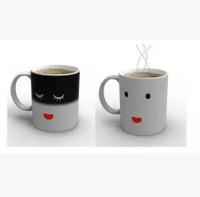 China Heat Sensitive Color Changing Ceramic Coffee Mug 350ml Stain Resistant Easy Clean Custom Logo for sale