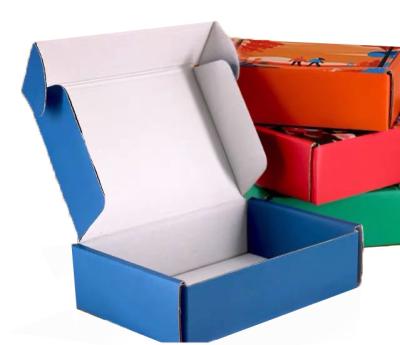 China T1-T7 Corrugated Folding Custom Paper Packaging Box 1-3mm Deviation for sale