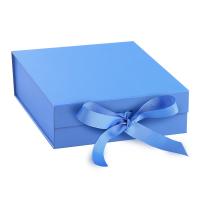 China Magnetic 4C Graduation Gift Box , Silk Ribbon 157G Blue Gift Box for sale