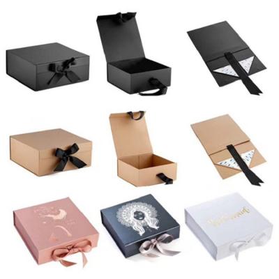 China 4C CMYK High End Rigid Gift Box Recyclable For Dress / Jewelry for sale