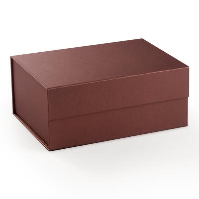 China Recycled Paper Wedding Dress Box , Rigid 700-1500gsm A4 Magnetic Gift Box for sale