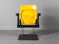 China UV Resistant Gas Assisted PP Plastic Stadium Seat with Cupholder Armrest 500mm Center for sale