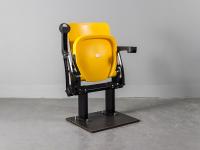 China UV Resistant Gas Assisted PP Plastic Stadium Seat with Cupholder Armrest 500mm Center for sale