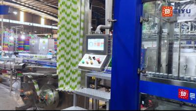 China SUS304 Hot Melt Glue Labeling Machine - 60,000 BPH Automatic Beer Can Shrink Sleeve Applicator for sale