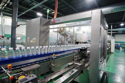 China Rotary Hot Melt Glue Labeler for High-Speed Bottling - 60,000 BPH Capacity with ±1mm Precision Labeling for sale