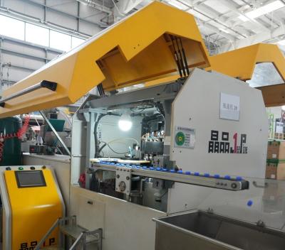 China PET Bottle Cap Manufacturing Machine with 800-2500 caps/min Output and 1.0mm/HR Gas Consumption for Beverage & Pharmaceutical Industries for sale