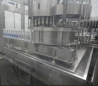 China High Speed Rotary Capping Machine 48000 BPH for Bottled Water PET Bottles for sale