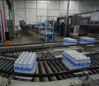 China SUS304 Stainless Steel Belt Chain Roller Conveyor 42000 BPH Bottled Water Production Line for sale
