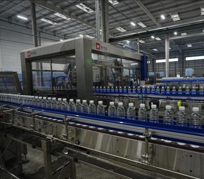 China Hot Melt Glue Labeling Machine 48000 BPH PLC Controlled Automatic Labeler for Beverage Bottles for sale