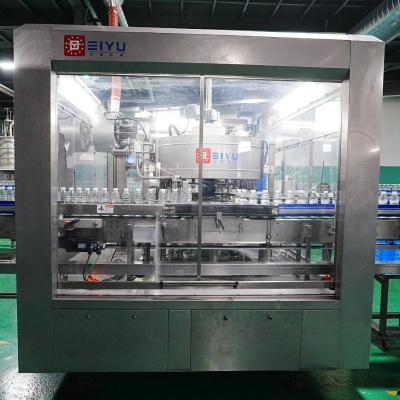 China Hot Melt Glue Labeler 6000-72000BPH for Glass PET PE PP Metal Bottles Automatic Labeling Machine for sale
