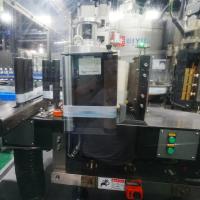 China 26000bph OPP Hot Melt Labeling Machine for Square Flat Bottles Self Adhesive Labelling Machine for sale