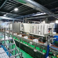 China Full Automatic Heat Shrink Film Packaging Machine 12000-48000 BPH 75KW for Bottles Cans for sale