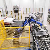 China Fully Automatic Sterile Packaging Line ISO 5 to ISO 8 Cleanroom 6000 to 48000 Bottles per Hour for sale