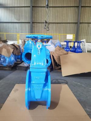 China F4 Ductile Iron Flanged Gate Valve DN50-DN800 PN10/16 Soft Seat for sale