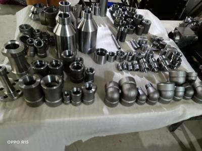 China ASME B16.11 Black Steel Pipe Fittings 2000lb Elbow Tee Reducer 1/8-4 Inch for sale