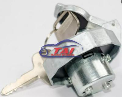 China Isuzu Truck Cap Assy Fuel Tank 8970956862 8970958720 With Key for sale