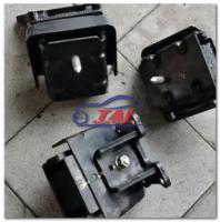 China Hino Engine Parts HINO H07C J08C Truck Spare Parts Rear Engine Genuine Engine Mount / Front for sale