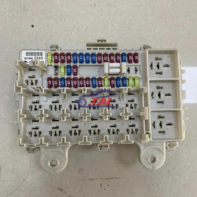 China ISUZU 700P Used Engine Parts 8-98067619-1 Genuine New Fuse Box for sale