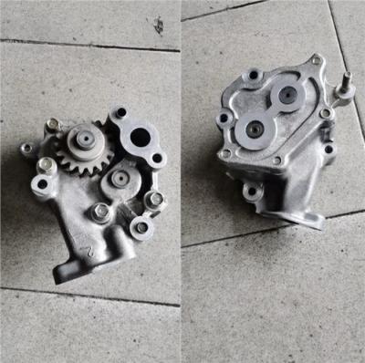 China Hino H07D Oil Pump Genuine Engine Parts 15110-1784 for sale