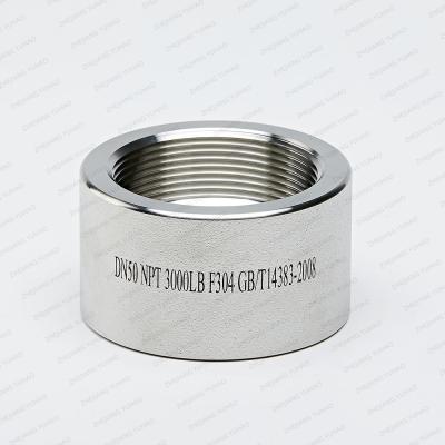 China Socket Welded Forged Stainless Steel Fittings Ss304 Coupling Welded Pipe Fittings for sale
