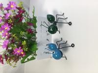 China Metal Ants Garden Decor, Oversized 3D Ant Wall Decor Sculpture Hang Hanging Art Outdoor Garden for Bathroom for sale