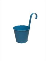 China Metal Flower Pots with Detachable Hook and Drainage Hole Colorful Hanging Planters for sale