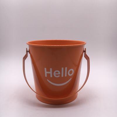 China Customized Size Tin Ice Bucket With Handle for Party and Home Decor in American Style for sale