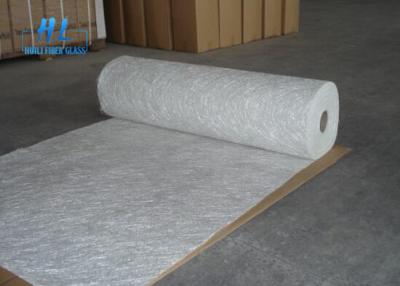 China 76mm Core Diameter White E Glass Fiberglass Mat 300-900g/m2 Silane Based Surface Solution for sale