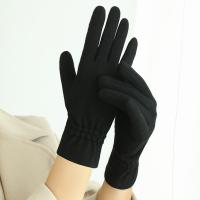 China Black Knit Wool Winter Warm Gloves For Women Hand Heated for sale