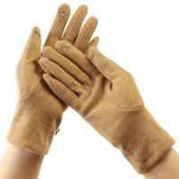 China Fashion 22x16cm Windproof Winter Outdoor Warm Thermal Gloves Women'S Wool for sale