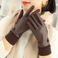 China Black Color PU 22x16cm Winter Warm Gloves For Women for sale