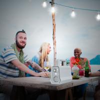 China Portable mini solar power lighting system kits for home with music speaker solarenergie systems 2 in 1 for sale