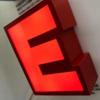 China Custom 3D LED Acrylic Letter Wall Sign Gold Front Metal Channel Letters 6000K 30000Hrs for Company Signage for sale