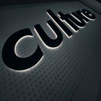China Hongsen Custom 3D LED Backlit Metal Letter Sign Outdoor Store Sign 6000K 30000Hrs for sale