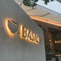 China Custom Stainless Steel LED Backlit Channel Letter 30000Hrs for Indoor Outdoor Retail Shop Decoration for sale